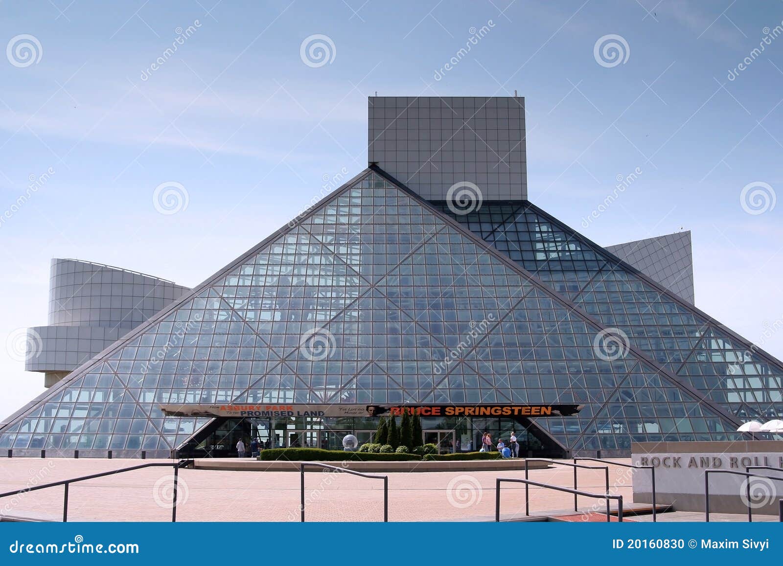 The Rock and Roll Hall of Fame and Museum Editorial Image - Image of ...