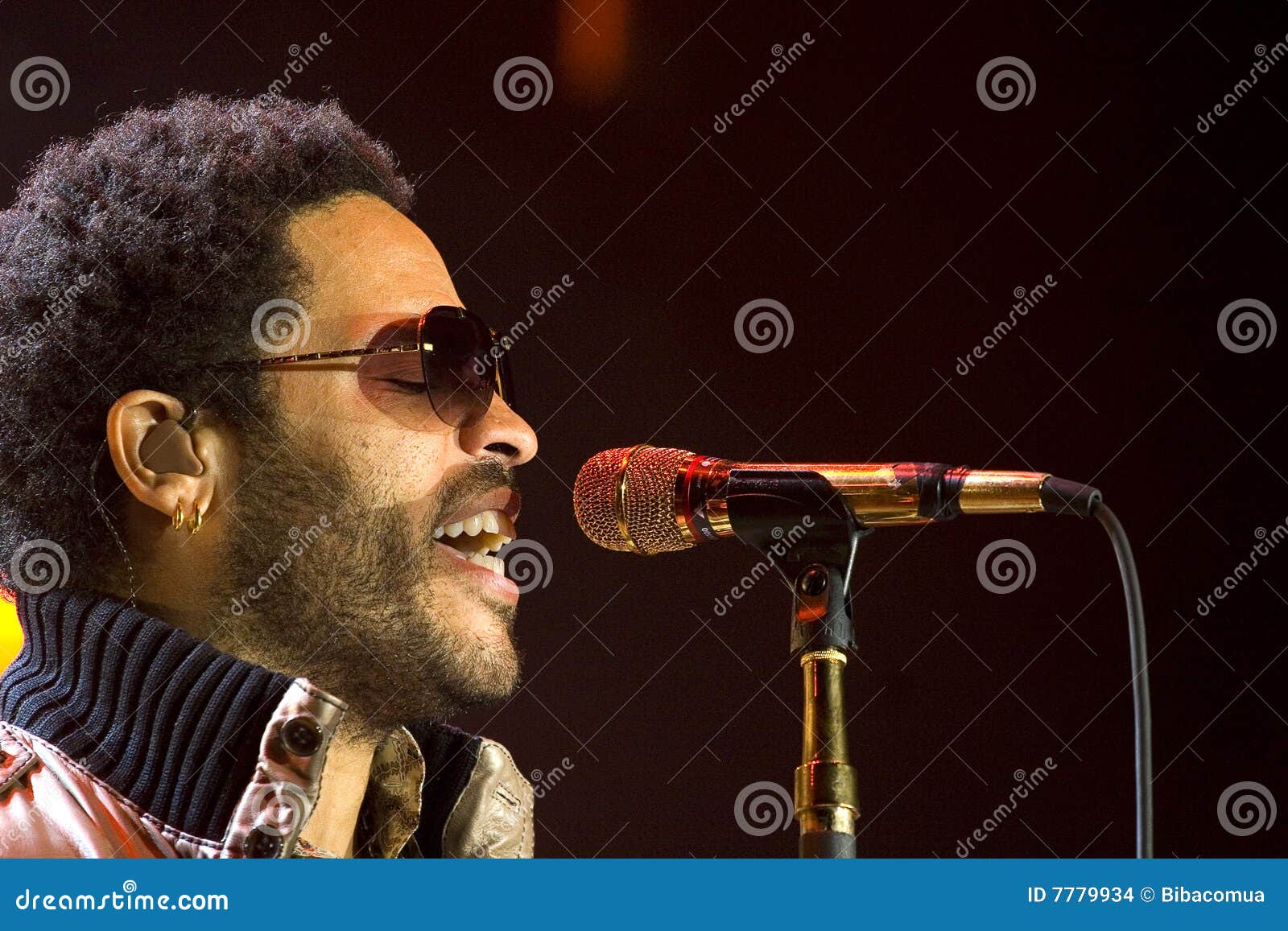 Rock Singer Lenny Kravitz at Concert Editorial Stock Image - Image of ...