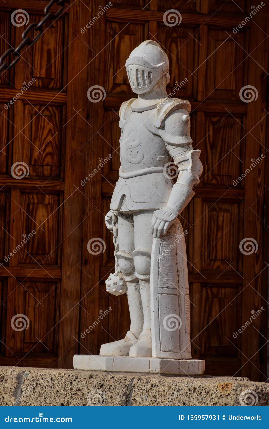 Statue of a Medieval Knight Stock Image - Image of knight, history ...