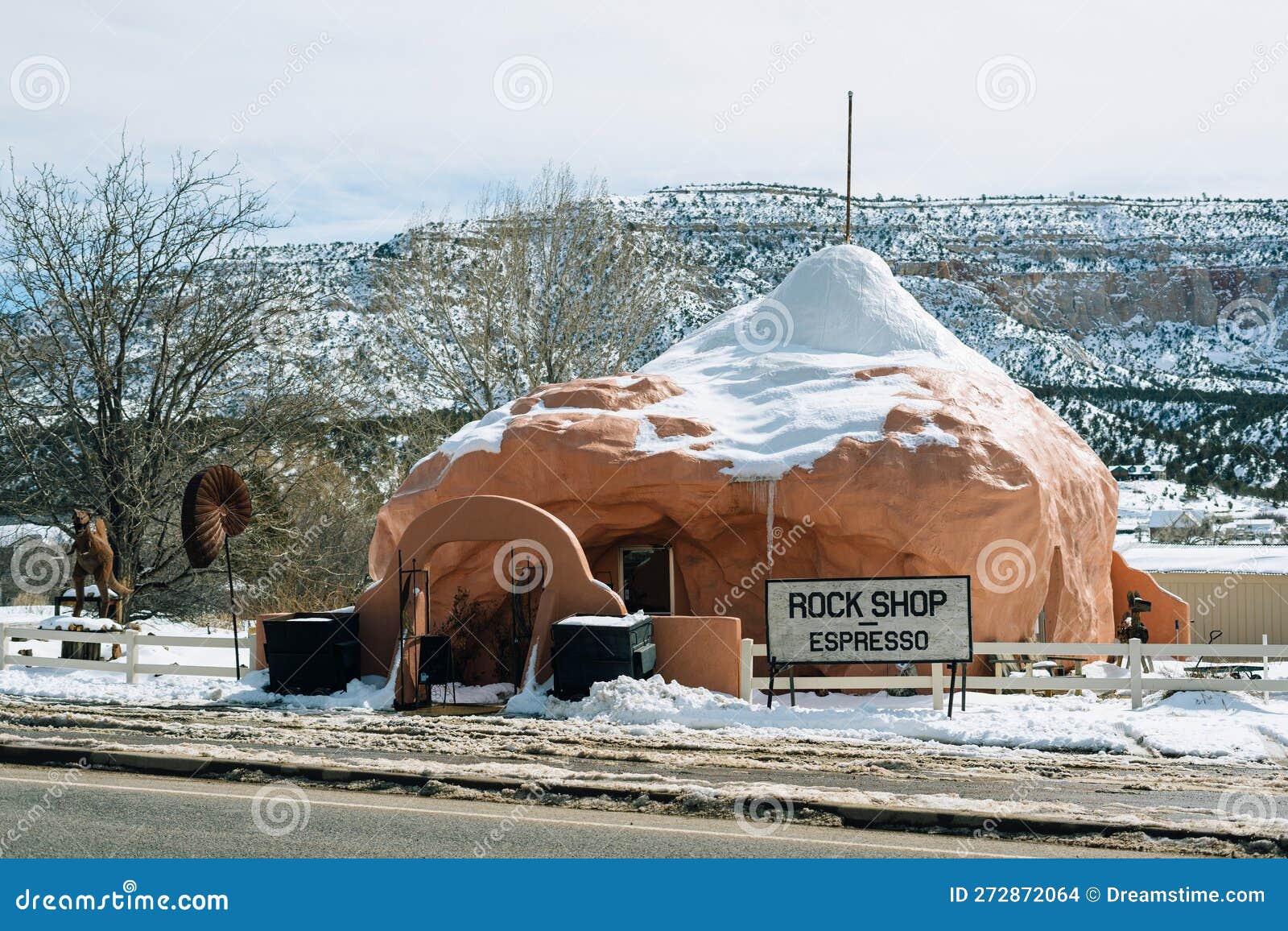 The Rock Stop Coffee Shop, Orderville, Utah Editorial Stock Image ...
