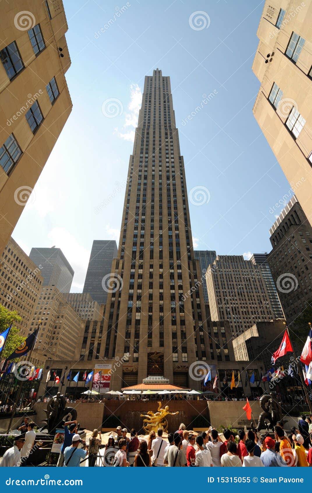 Rockefeller Center editorial image. Image of deco, tourists - 15315055