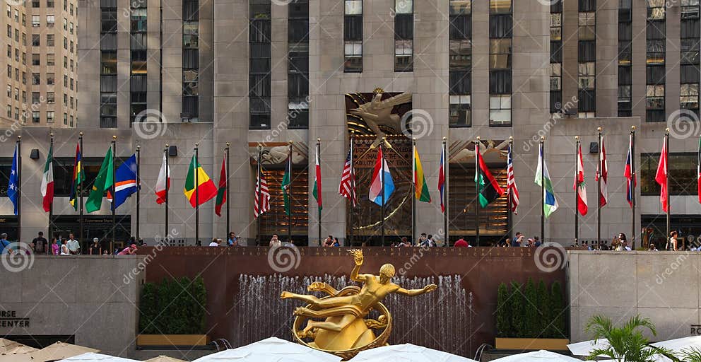 Rockefeller Center editorial image. Image of bronze, city - 28557615