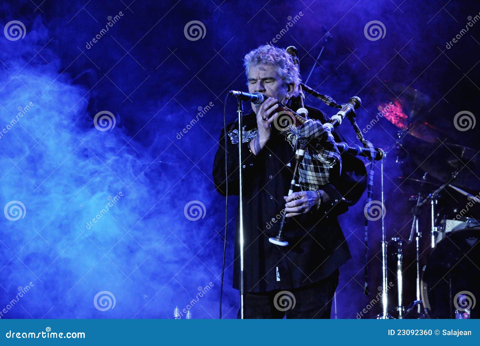 Rockers on the Stage Performing Live Editorial Image - Image of famous ...