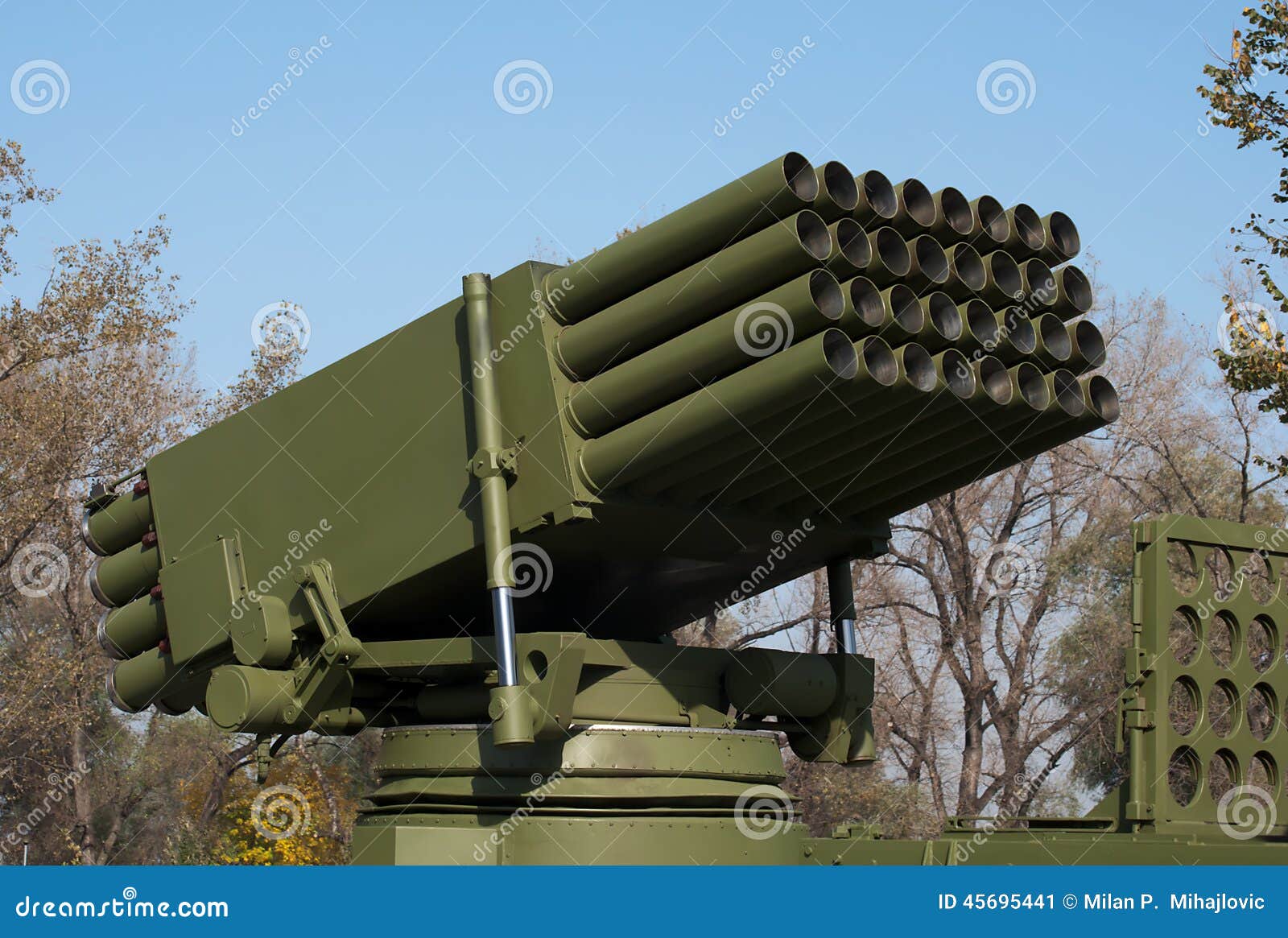 Rocket Automotor Launcher-3 Imagen de archivo - Imagen de lanzador ...