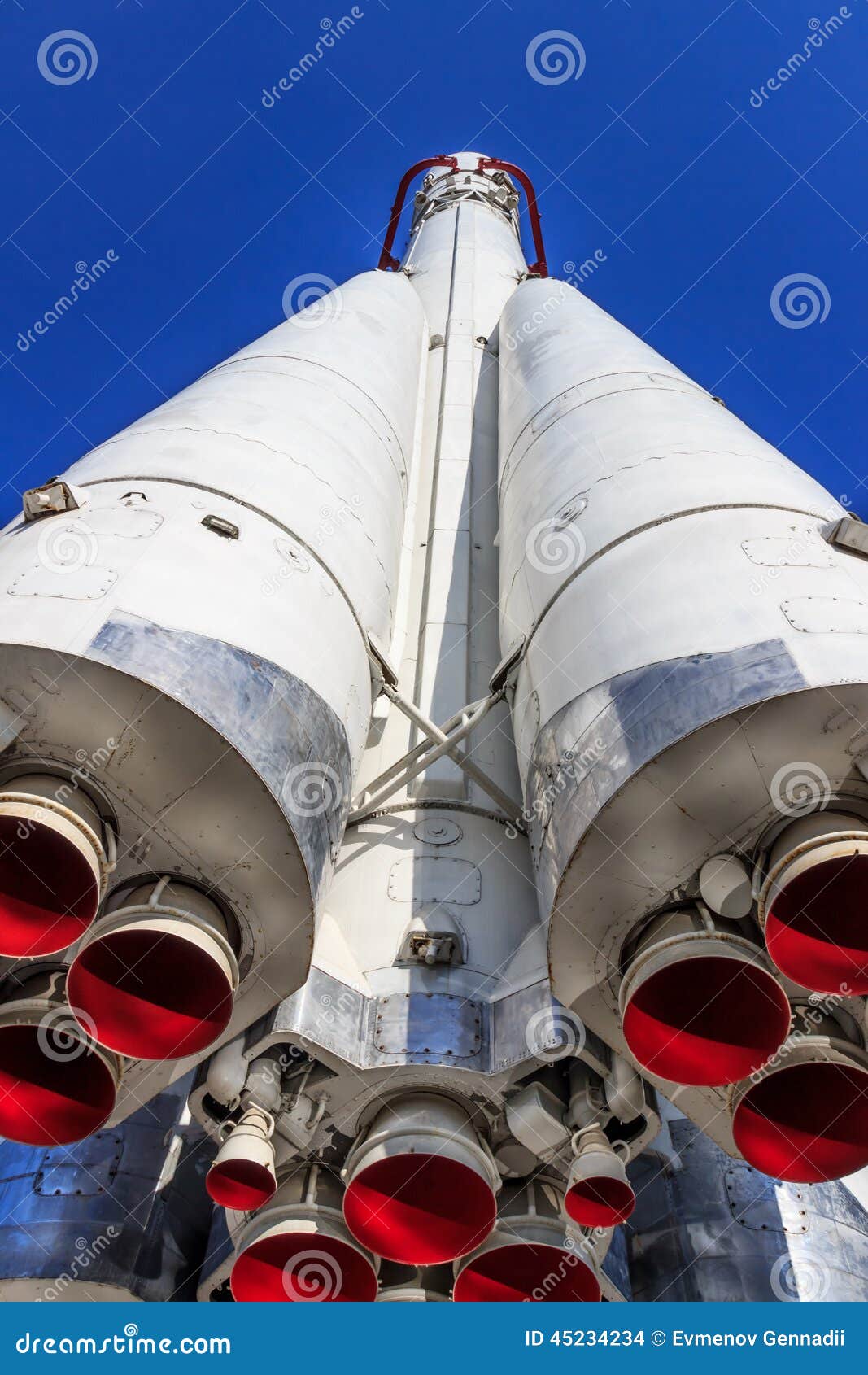 Rocket, Espacio, Motores Espaciales Foto de archivo - Imagen de motores ...