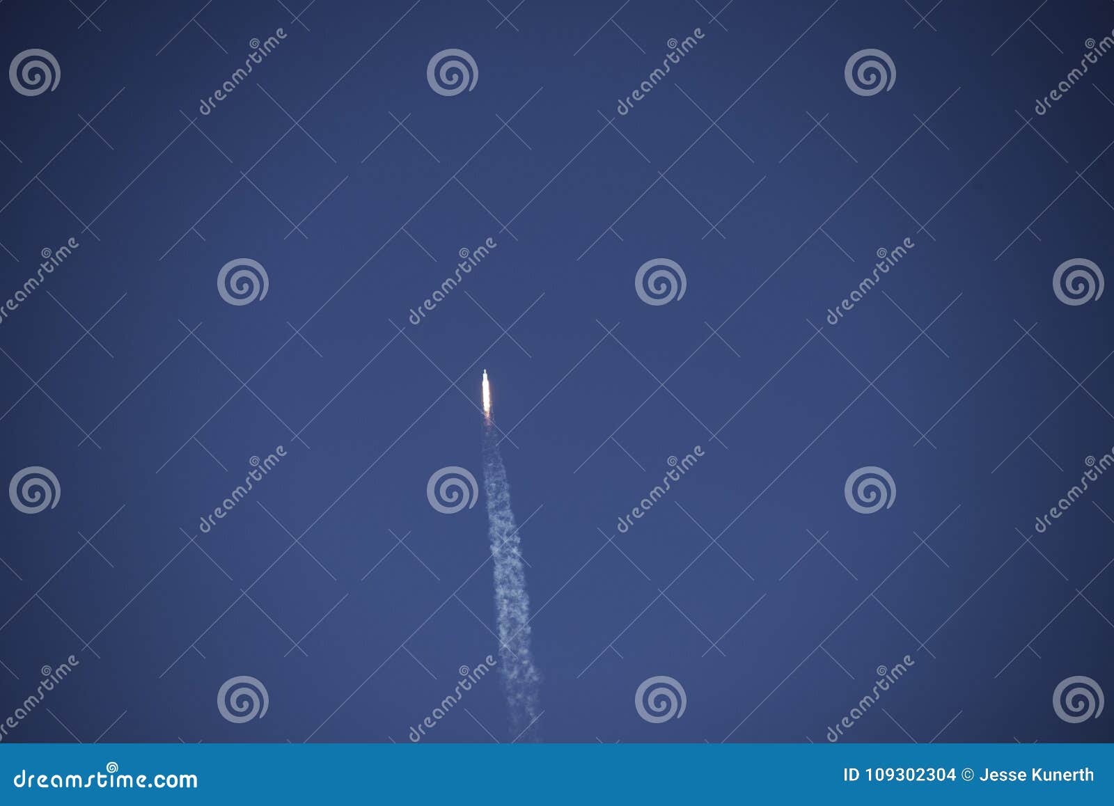 Rocket Launch in the Space Coast Stock Photo - Image of heavy, spacex ...