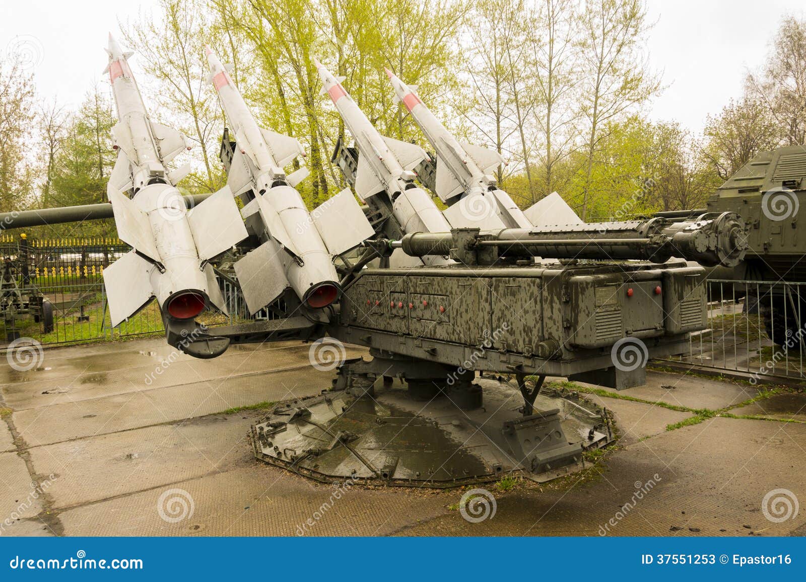 Rocket Launcher Back View Militar Ruso Imagen de archivo - Imagen de ...