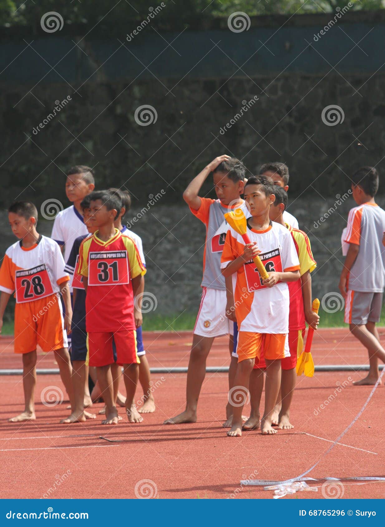 Rocket throwing editorial photo. Image of students, elementary - 68765296