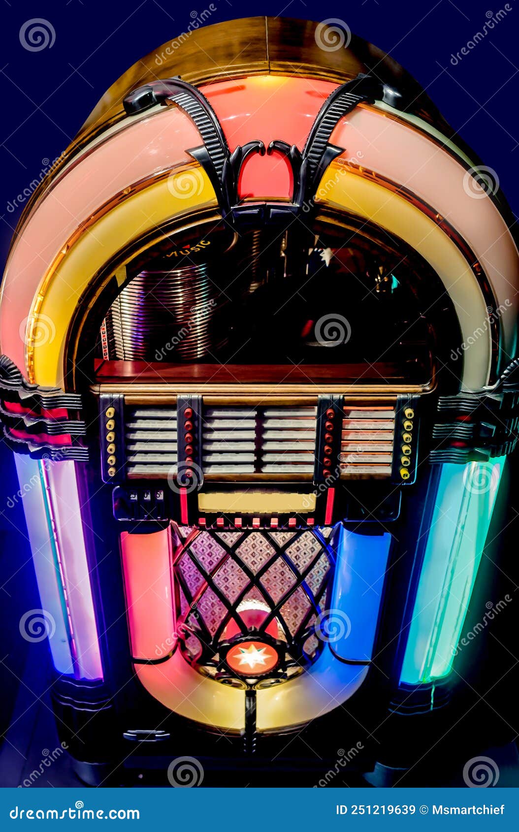 Rockola de 1946 imagen de archivo. Imagen de expediente - 251219639