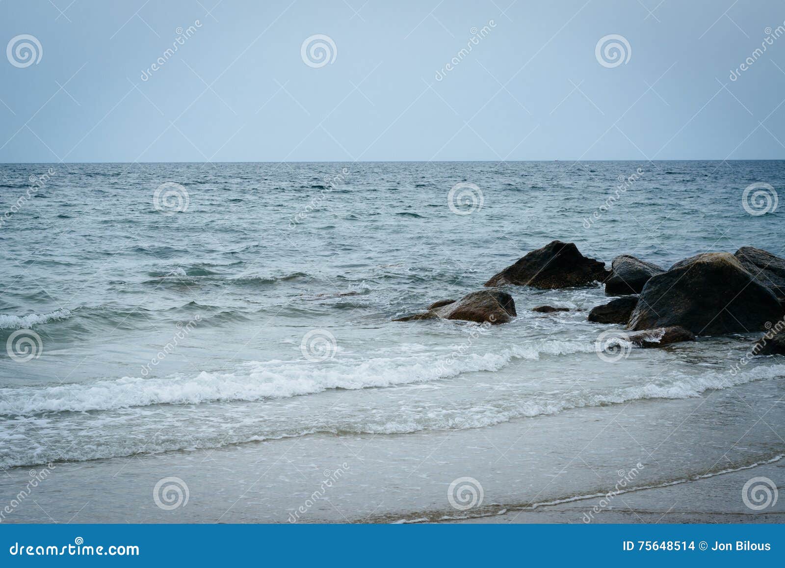 Rocks in the Atlantic Ocean at Town Beach, in Sandwich, Cape Cod Stock ...