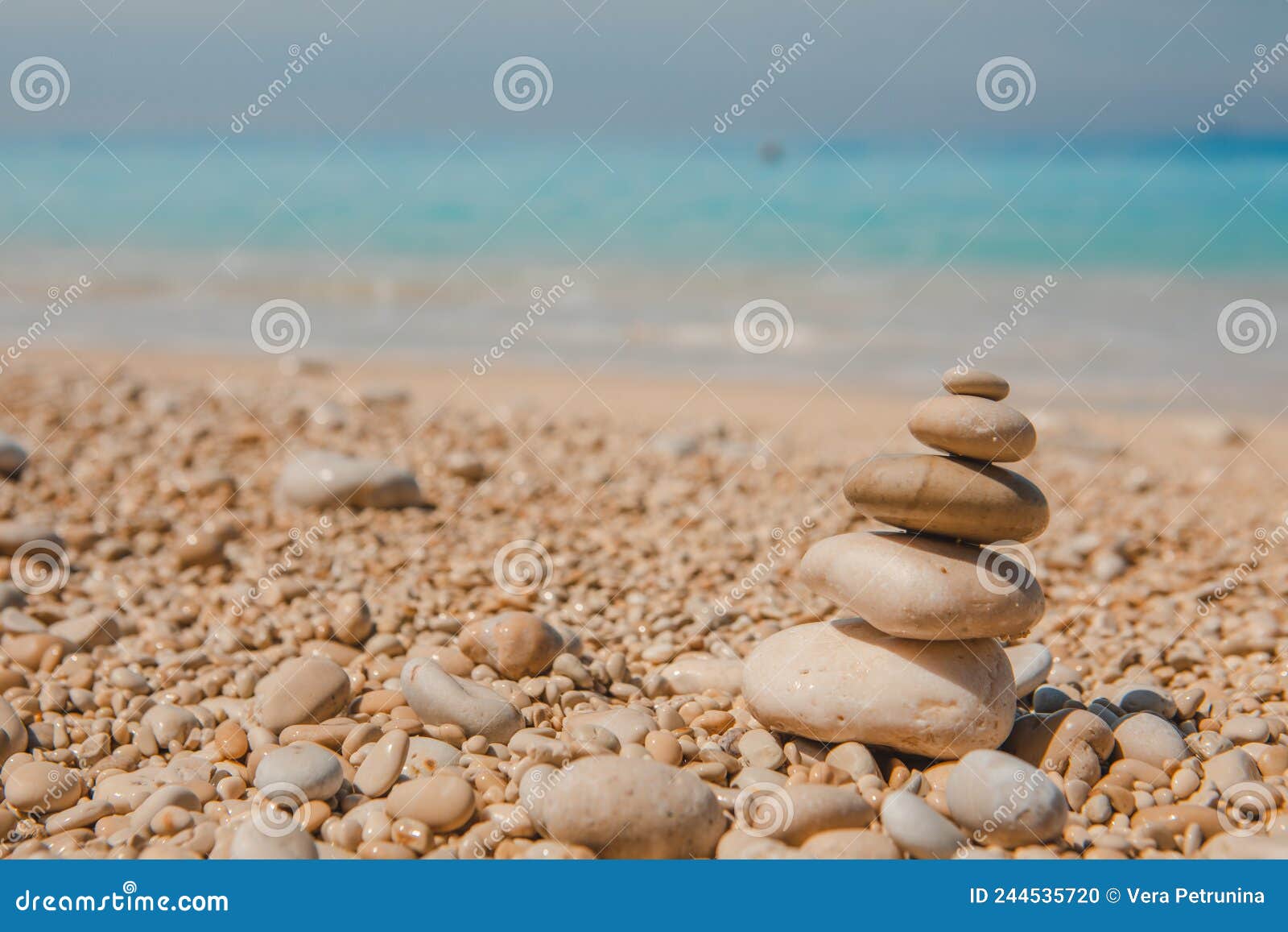 Rocks in Balance at Sea Beach Stock Photo - Image of arrangement, tower ...