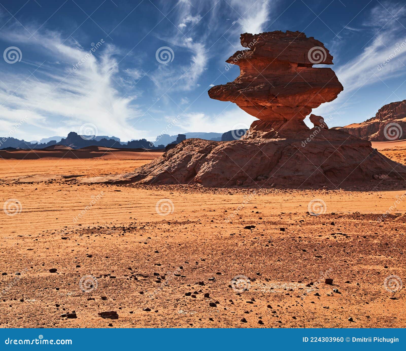 Rocks in Sahara Desert, Algeria Stock Photo - Image of desolate, pillar ...