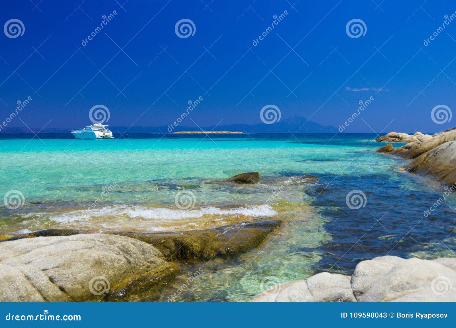 Rocks on sea shore stock image. Image of coast, picturesque - 109590043