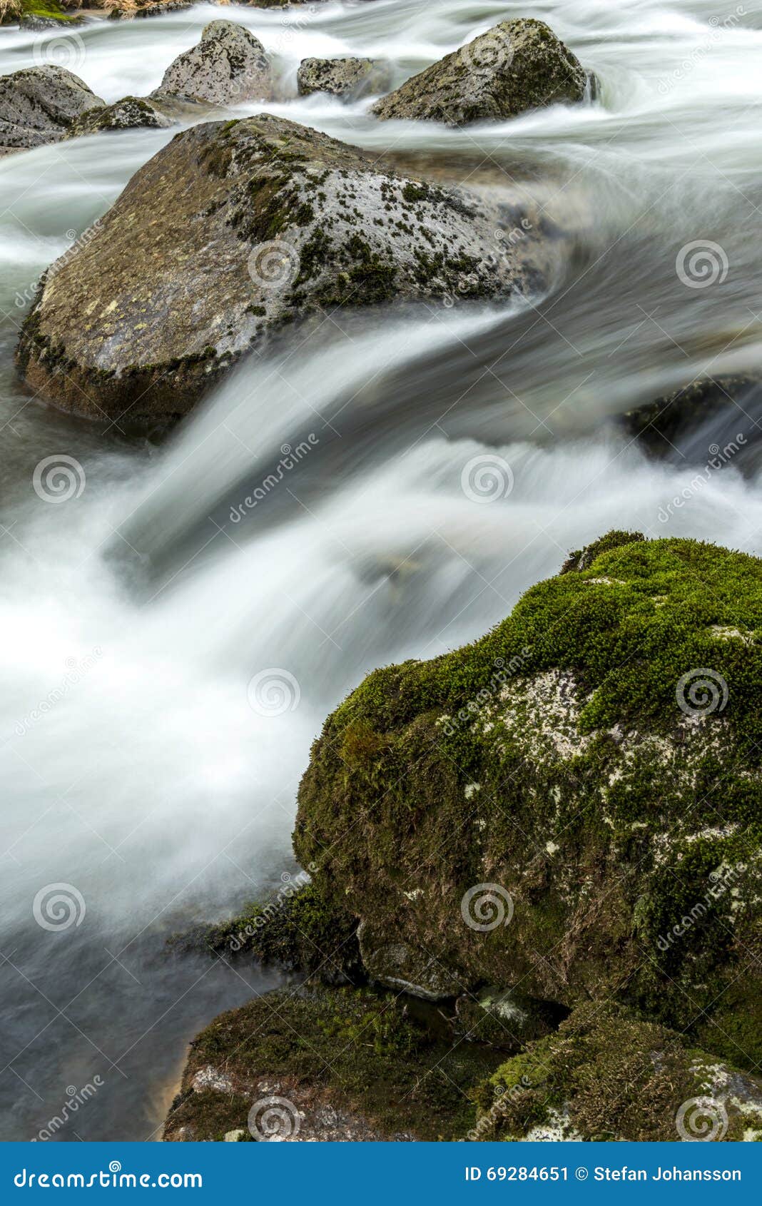 Rocks in a stream stock image. Image of rocks, outdoors - 69284651