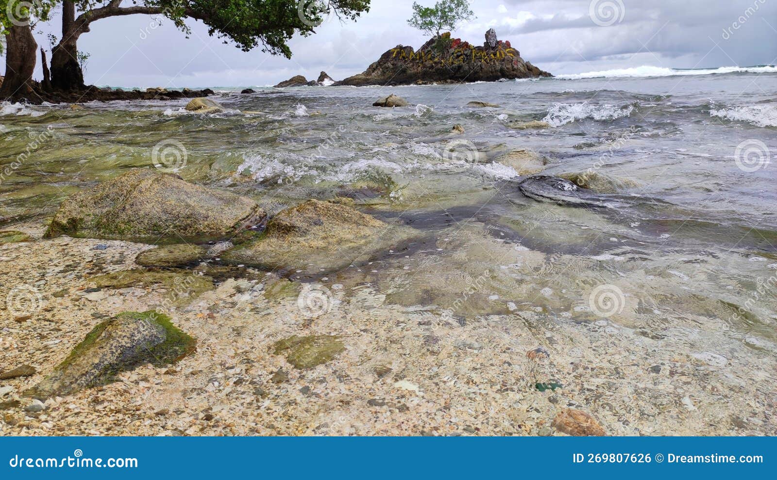 The Rocks Under the Sea Water Look Green Stock Photo - Image of coast ...