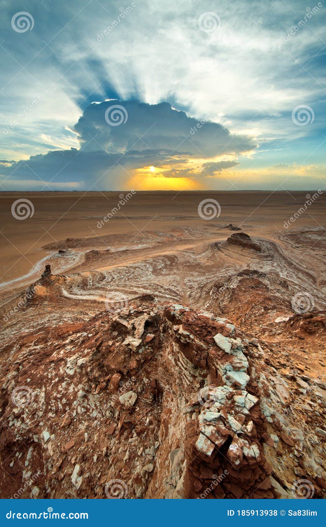 Rocky Desert & Geological Landscape in Oman Stock Photo - Image of ...