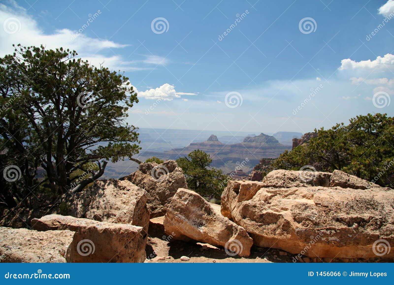 Rocky Grand Canyon Overlook Stock Photo - Image of gigantic, park: 1456066