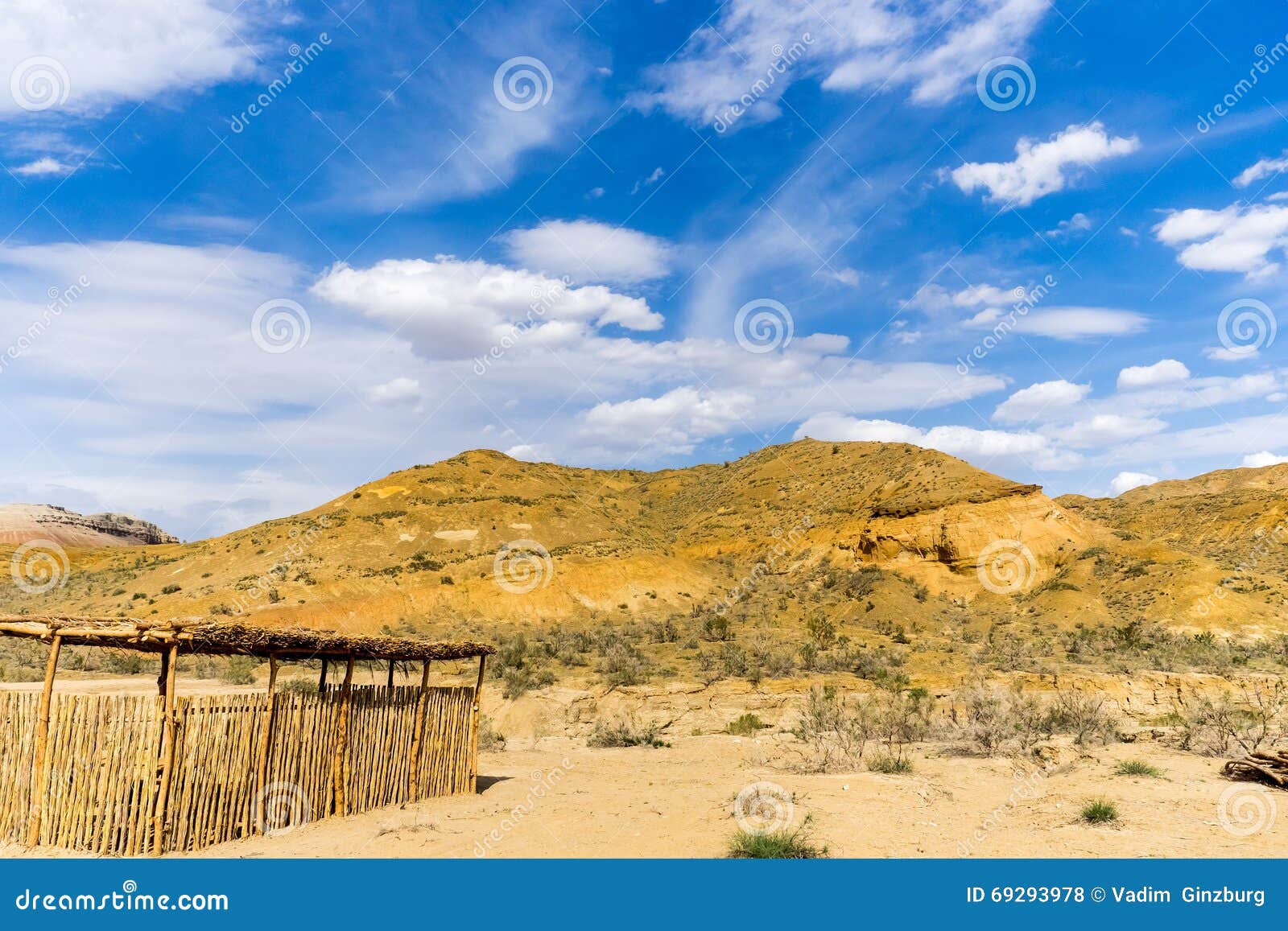 Rocky Mountain in the Desert Stock Photo - Image of formation, peak ...