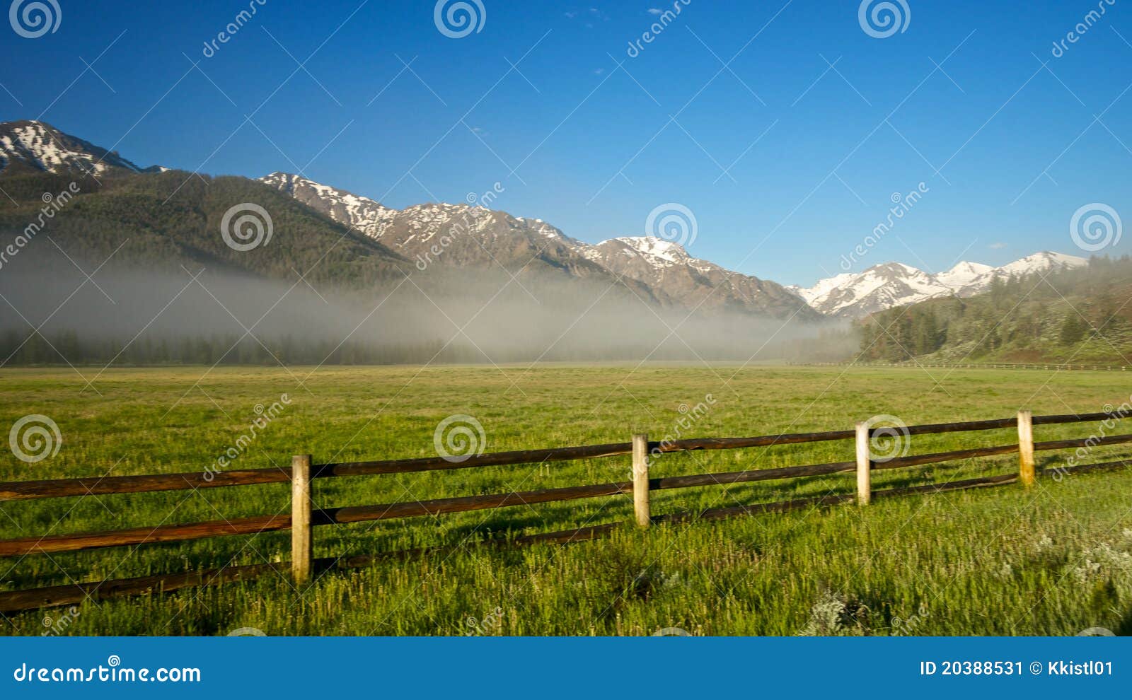 Rocky Mountain Ranch Fence stock image. Image of farm - 20388531