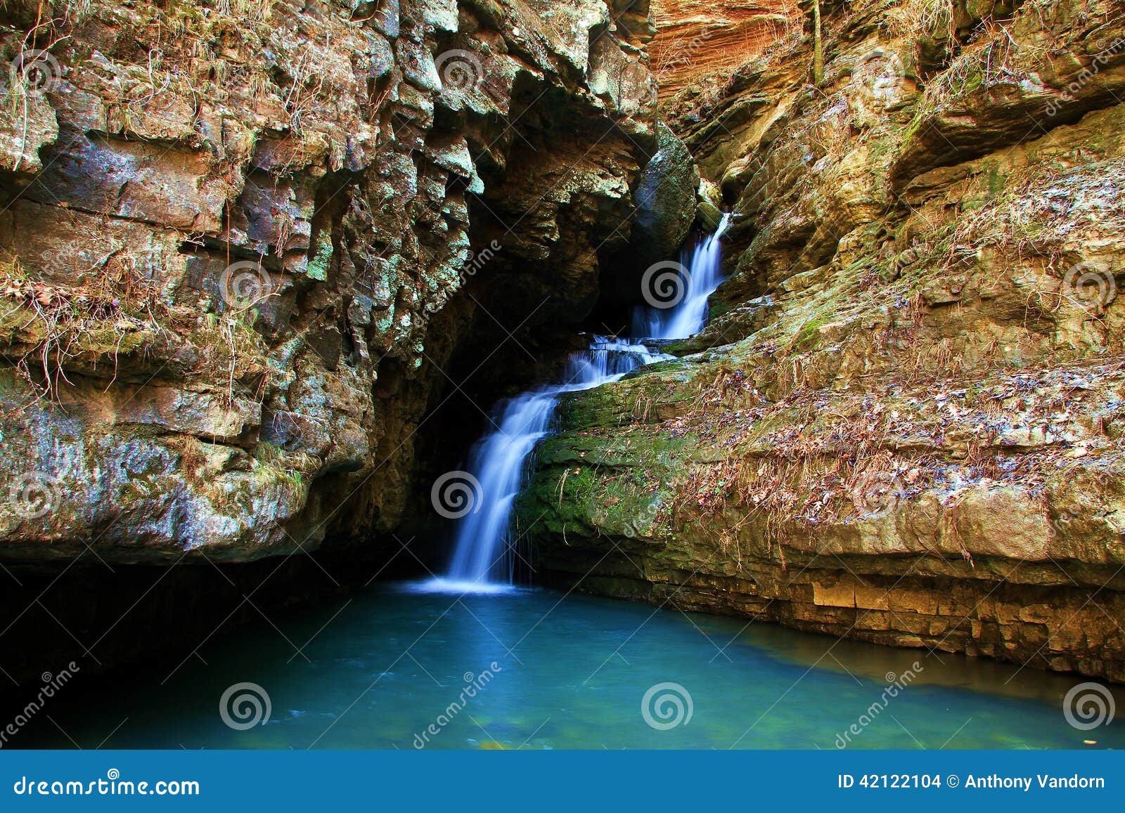 Rocky Multi Level Waterfall Stock Photo - Image of ozarks, water: 42122104