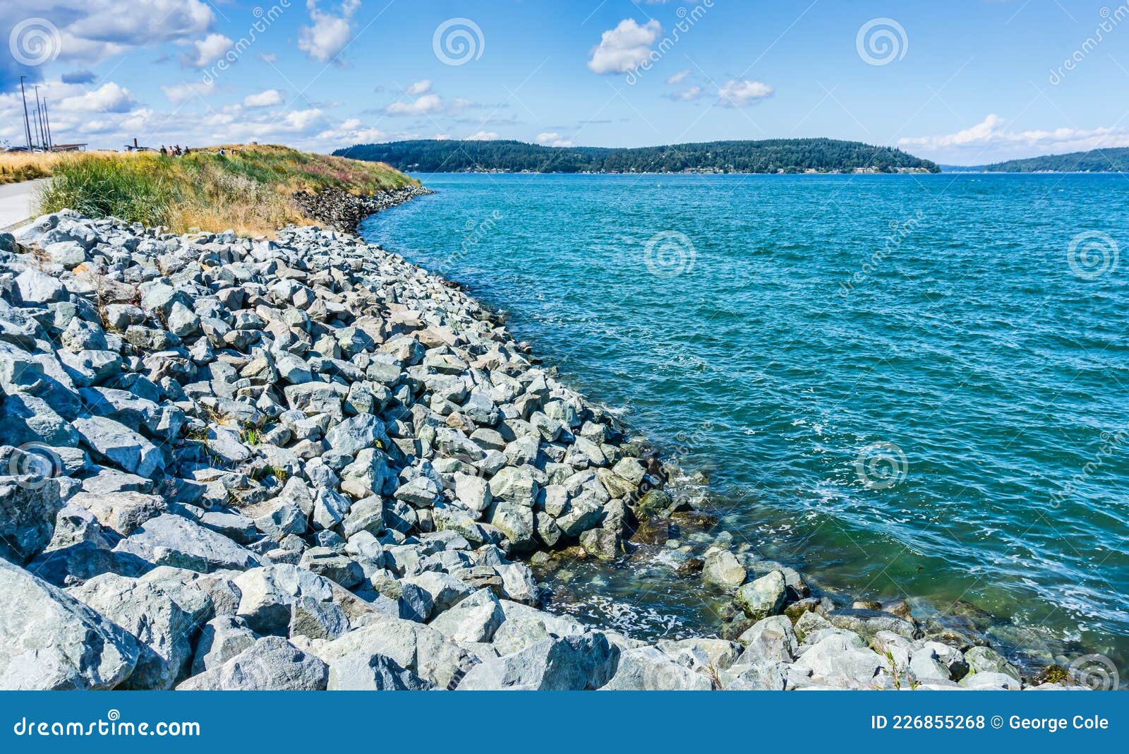 Rocky Ruston Park Shoreline Stock Photo - Image of rocks, ocean: 226855268
