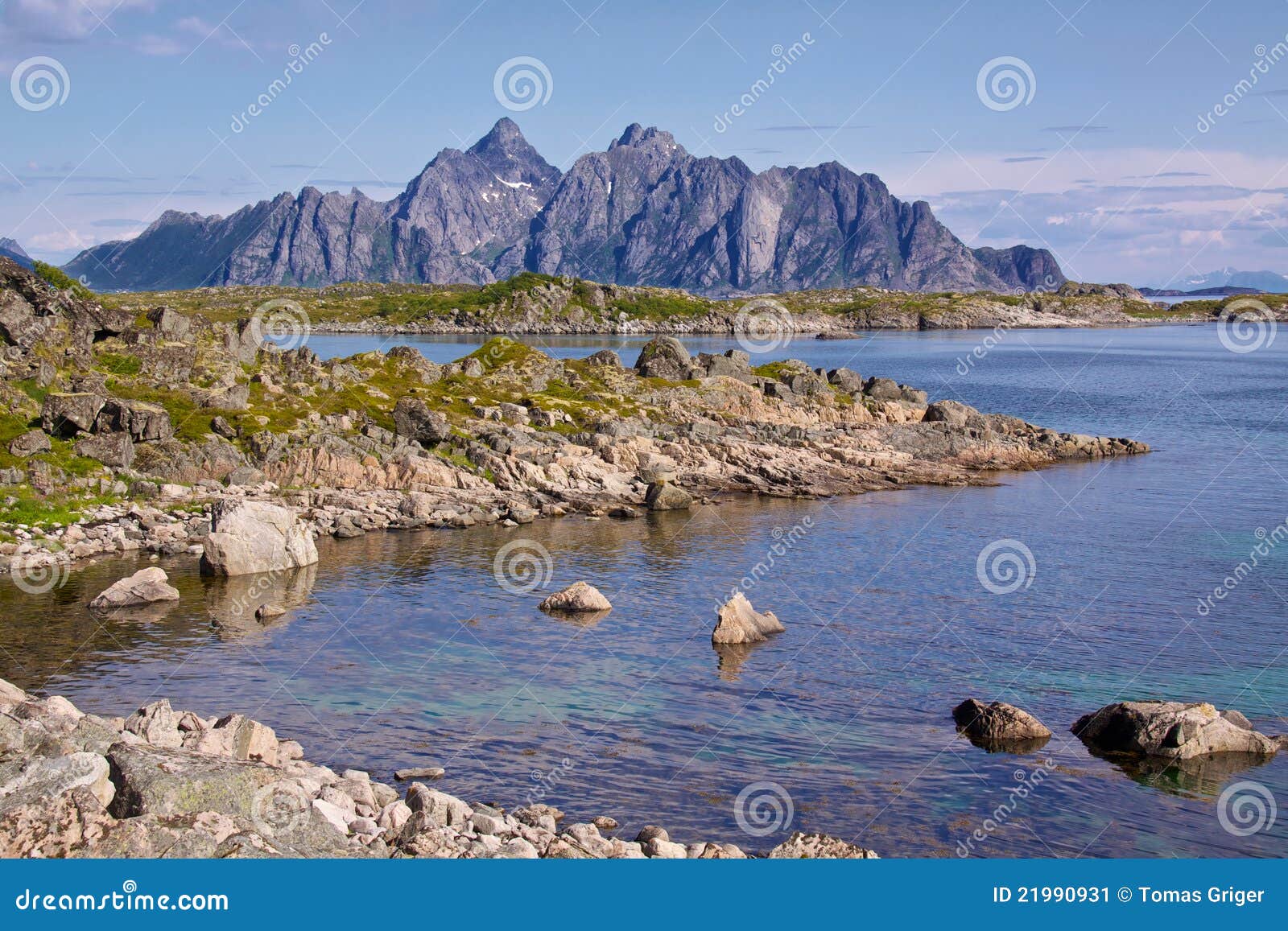 Rocky scenery on Lofoten stock image. Image of climbing - 21990931