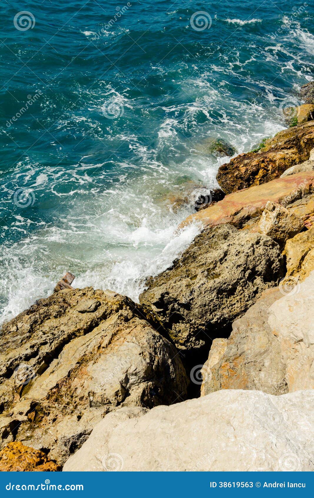 Rocky shore stock image. Image of rocky, coast, toulon - 38619563