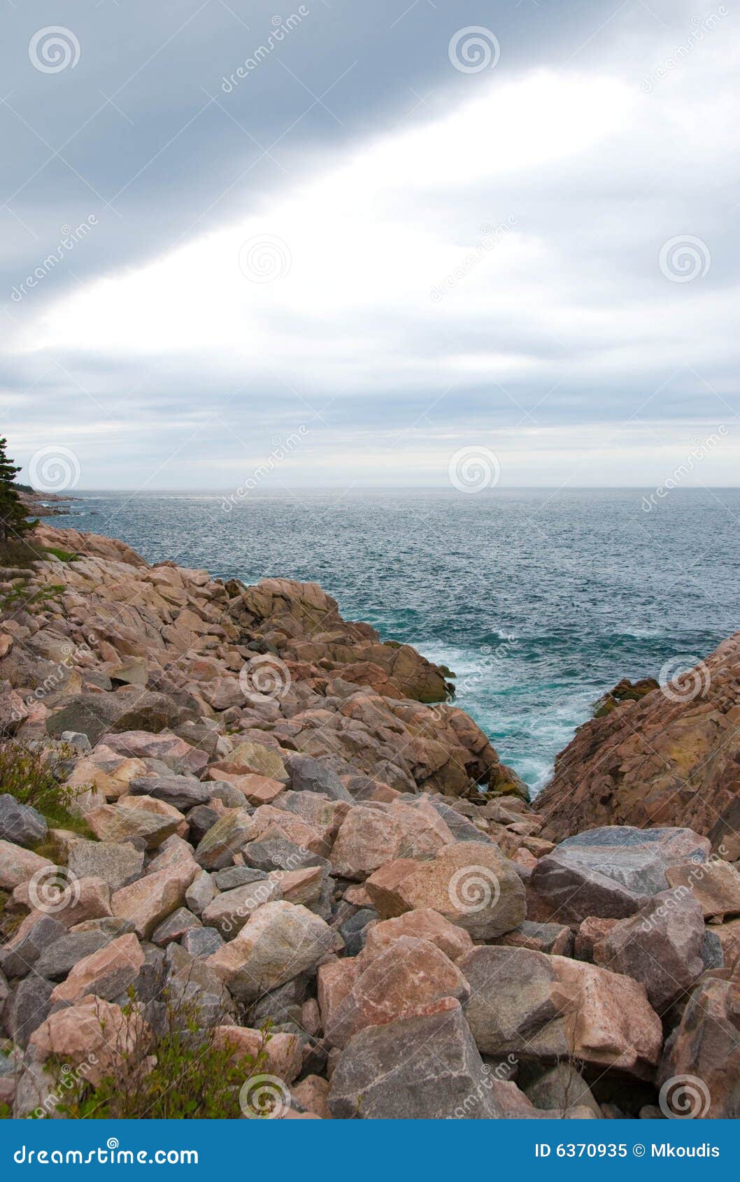 Rocky Shoreline stock image. Image of ocean, nature, cloudy - 6370935
