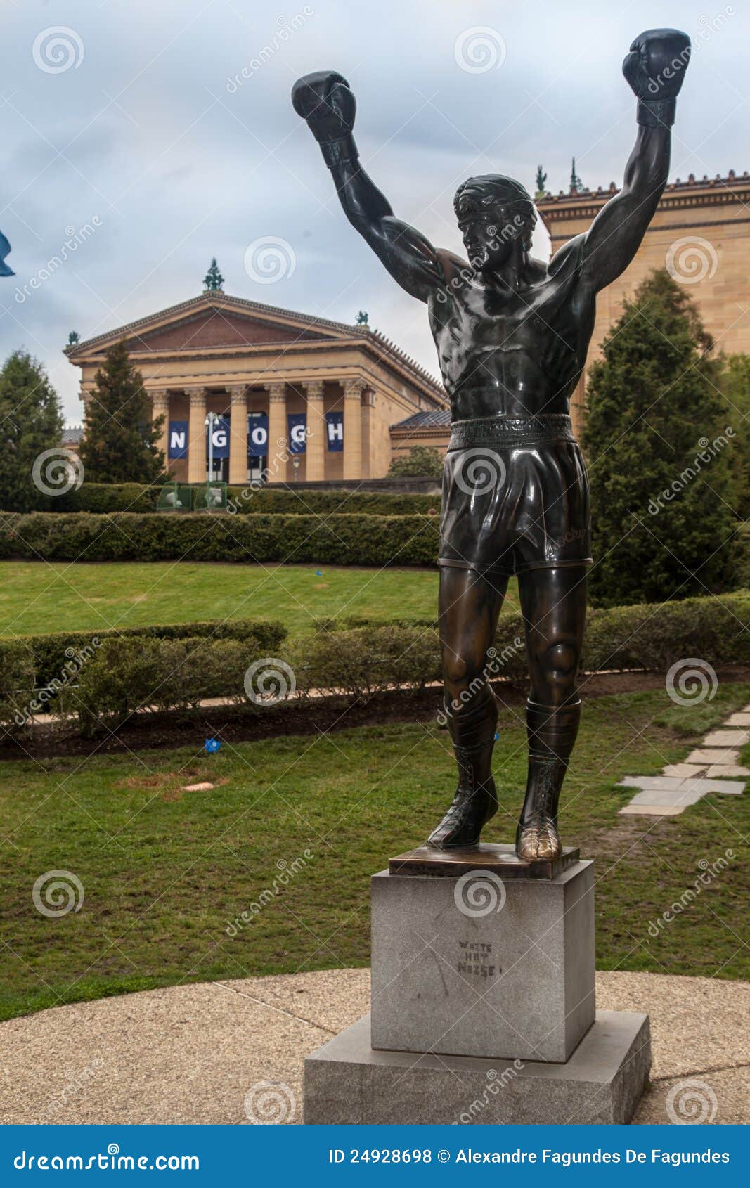Rocky Statue in Philadelphia Editorial Stock Photo - Image of museum ...