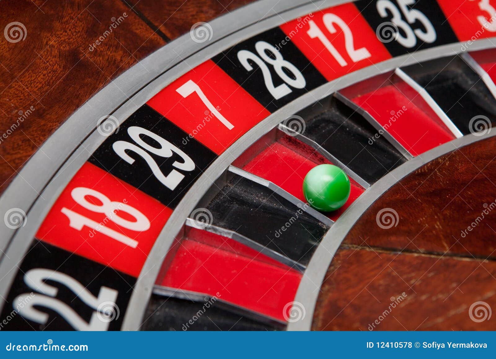 Roda da roleta foto de stock. Imagem de girar, recurso - 12410578