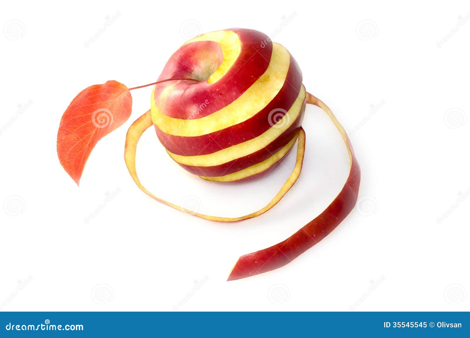 Rode Appel in Een Spiraal Van Schil Stock Afbeelding - Image of ...