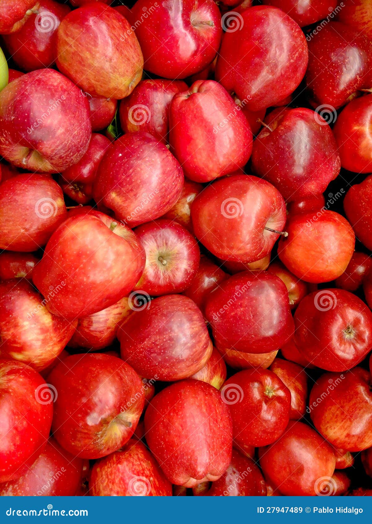 Rode appelen stock afbeelding. Image of levensstijl, groep - 27947489