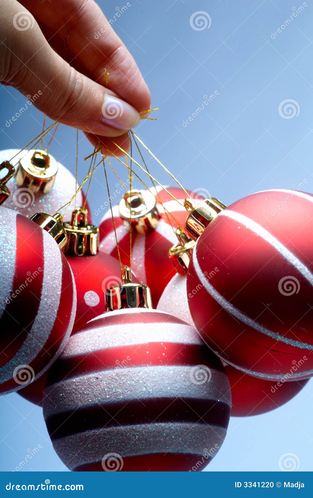 Rode bal stock foto. Image of glas, boom, traditie, viering - 3341220