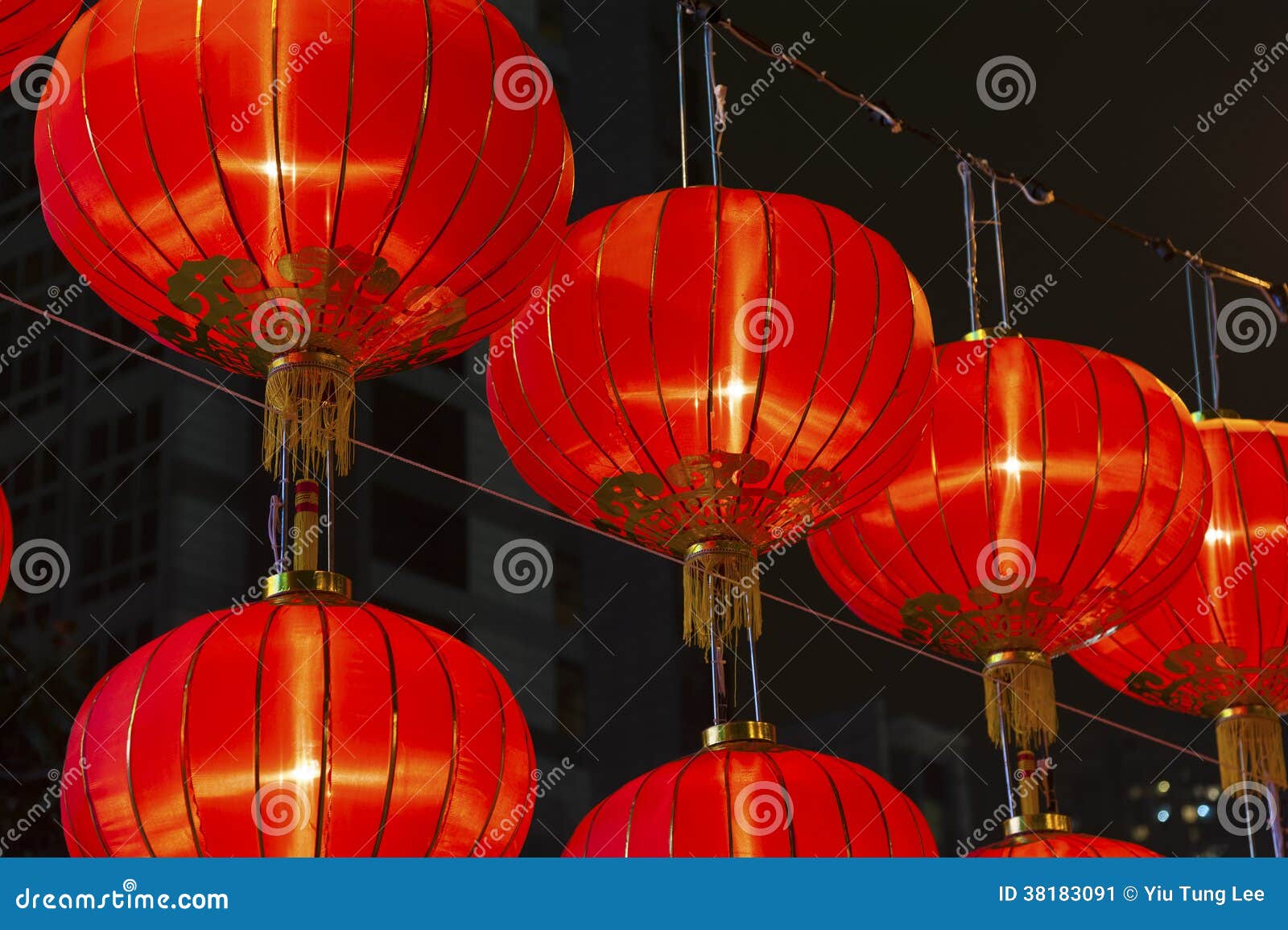 Rode Chinese Lantaarn stock afbeelding. Image of geluk - 38183091