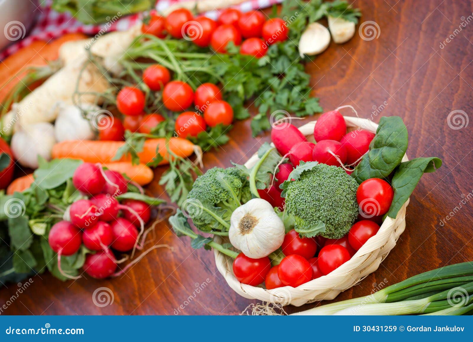 Rode en groene groenten stock afbeelding. Image of multi - 30431259