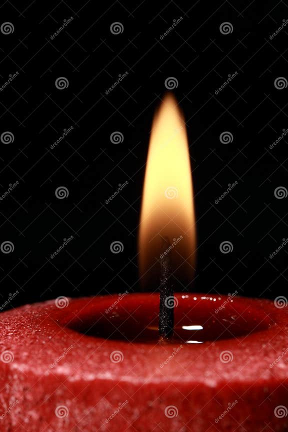 Rode kaars, wiek stock foto. Image of kaars, licht, achtergrond - 12946596