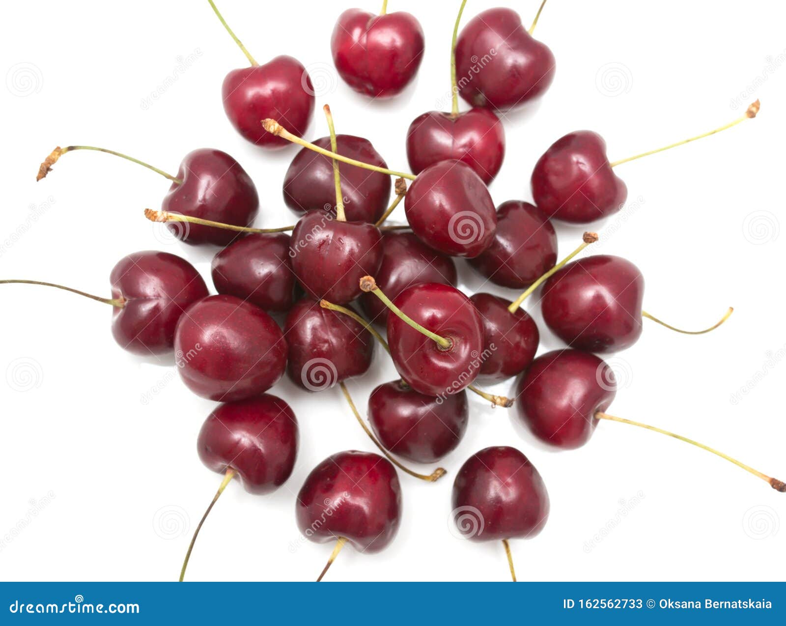 Rode Kersen Op Een Witte Achtergrond Stock Afbeelding - Image of ...