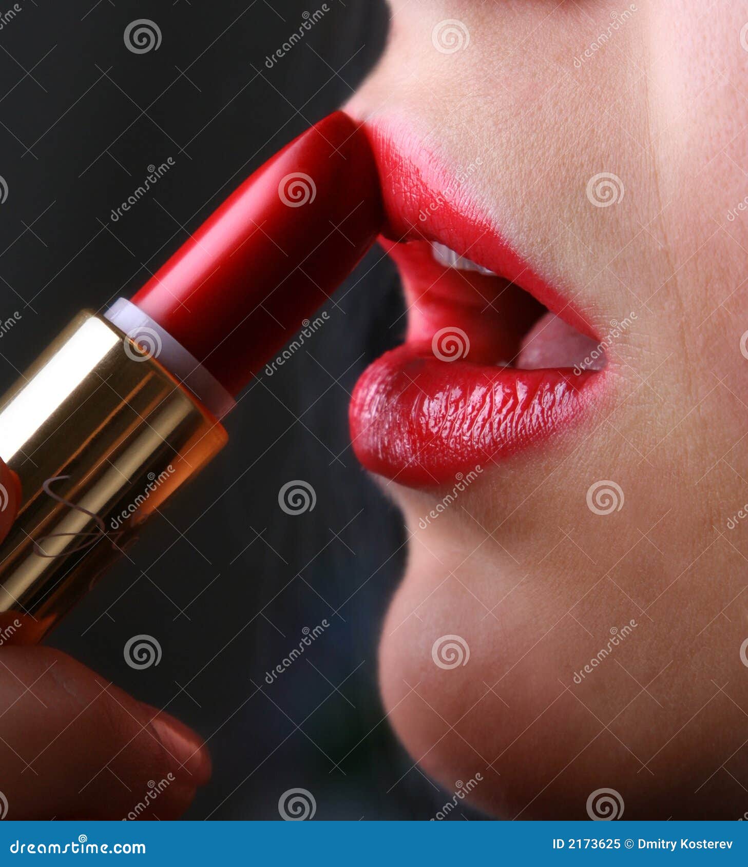 Rode Lippenstift 1 stock afbeelding. Image of meisjes - 2173625