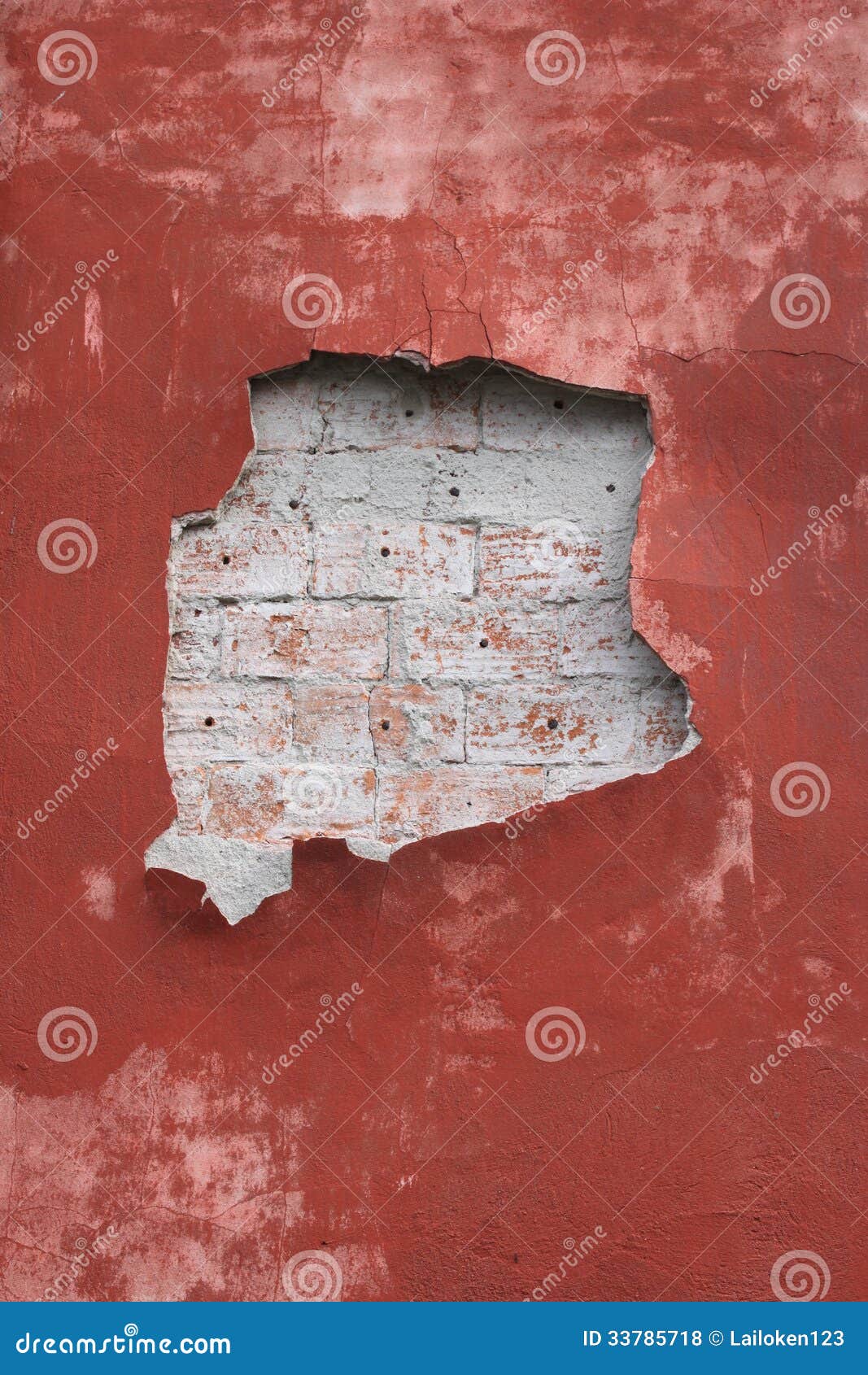 Rode muur met gat stock foto. Image of lepel, pleister - 33785718