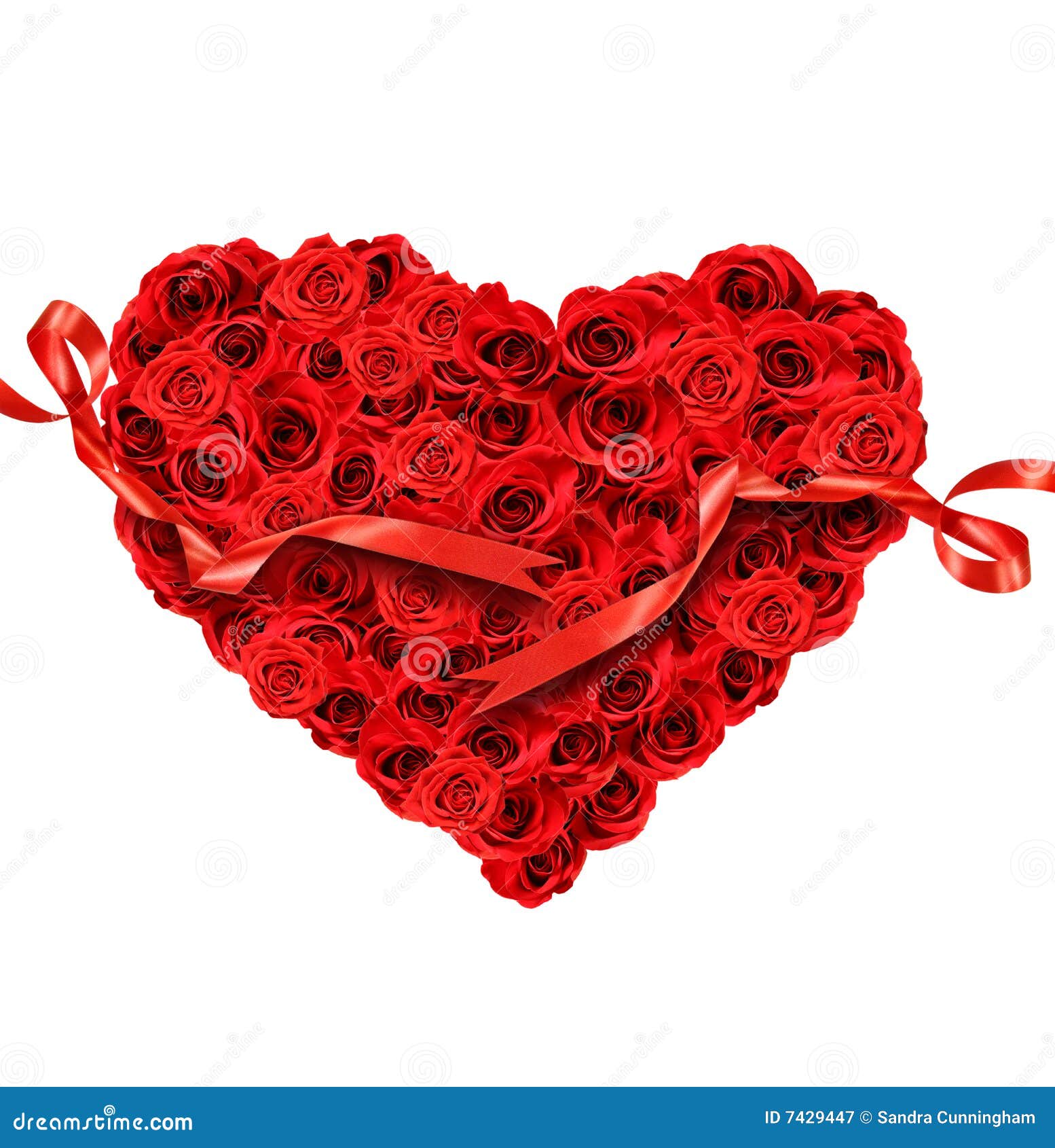 Rode Rozen in De Vorm Van Een Hart Stock Afbeelding - Image of rood ...