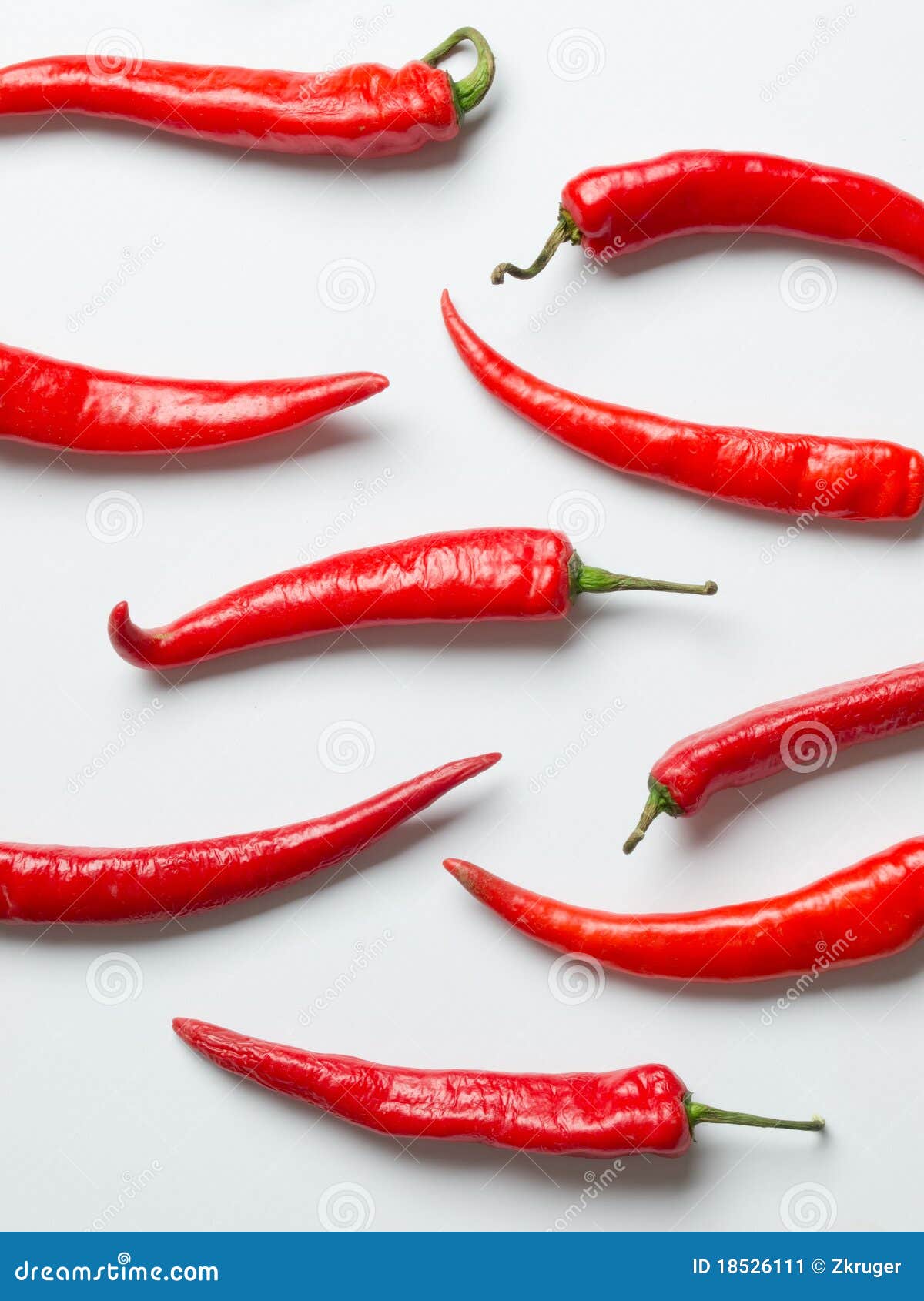 Rode Spaanse pepers stock afbeelding. Image of aroma - 18526111