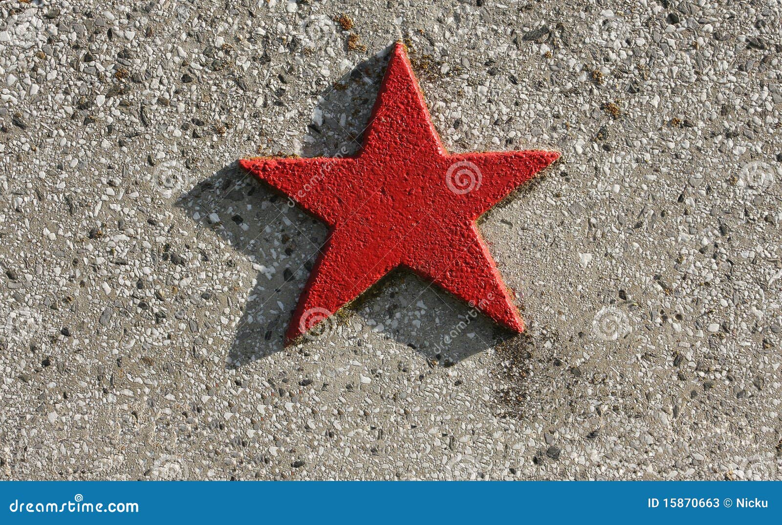 Rode ster stock afbeelding. Image of monument, slag, steen - 15870663