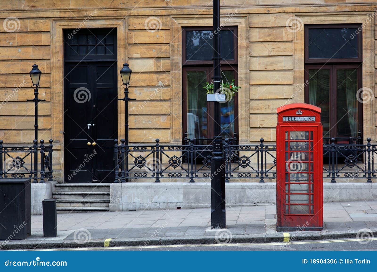 Rode Telefooncellen in Centraal Londen. Het UK. Stock Foto - Image of ...