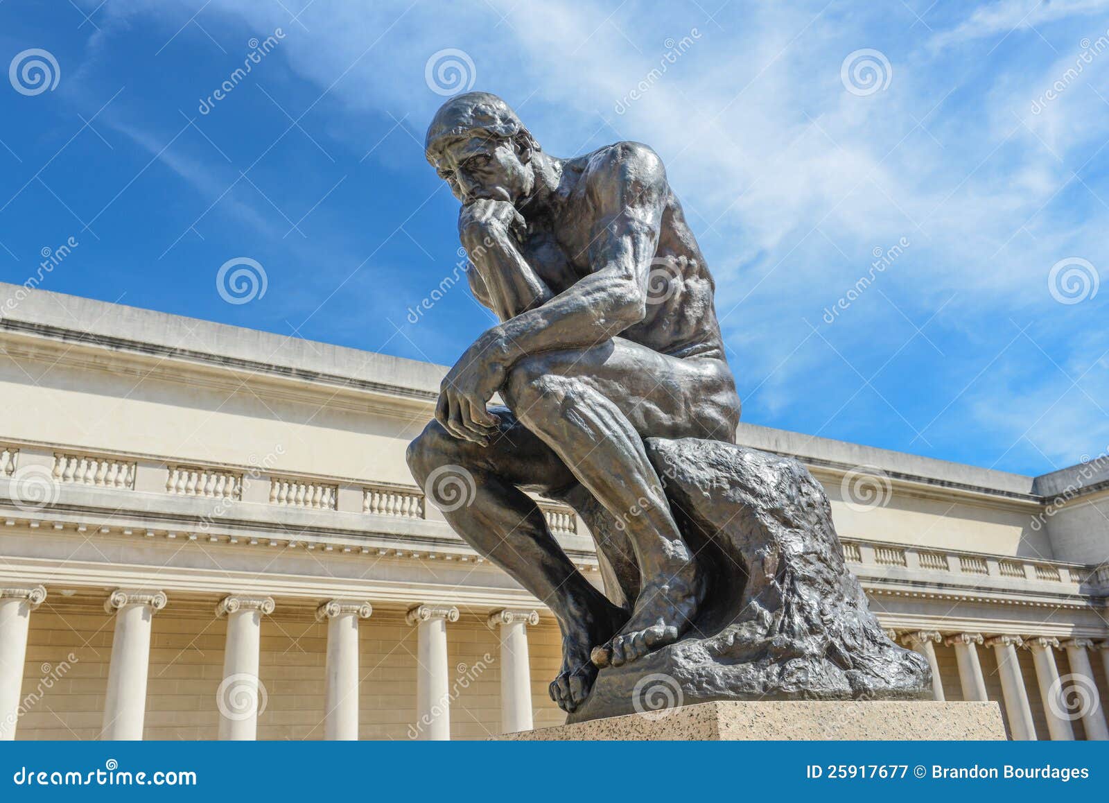 Rodin Denker-Statue redaktionelles stockfotografie. Bild von august ...