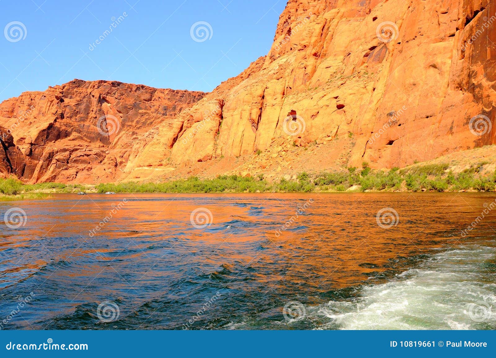 Roeien Op De Rivier Van Colorado Stock Afbeelding - Image of landschap ...