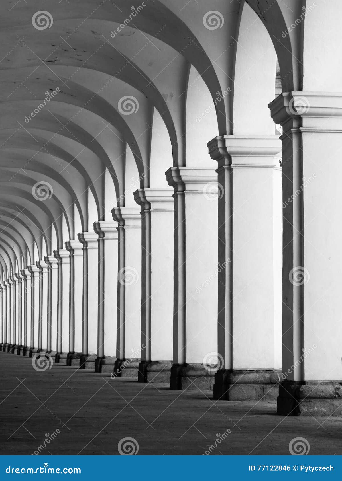 Rof of Columns in Colonnade Stock Photo - Image of legal, construction ...
