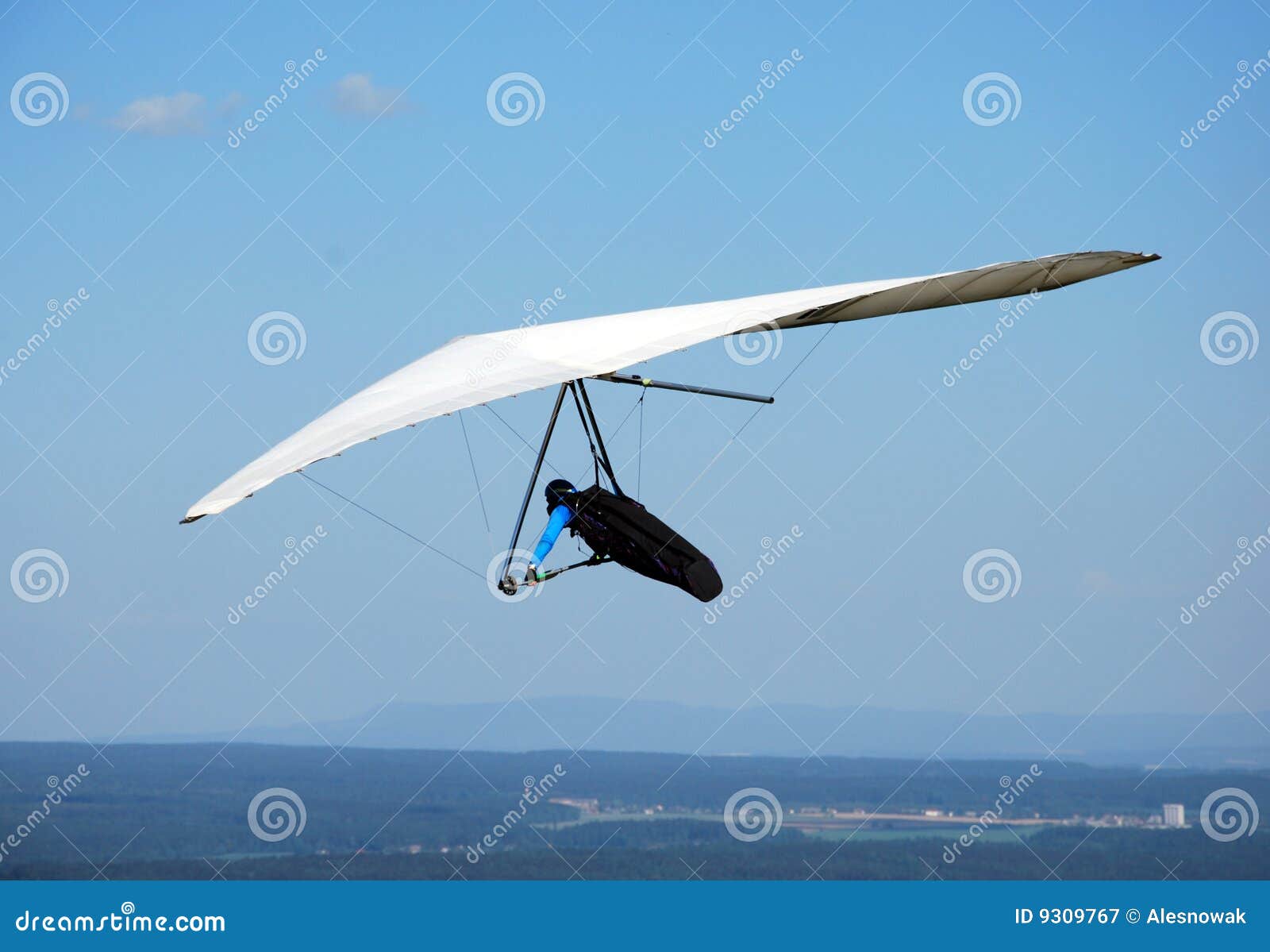 Rogallo stock image. Image of grass, blue, breeze, starting - 9309767