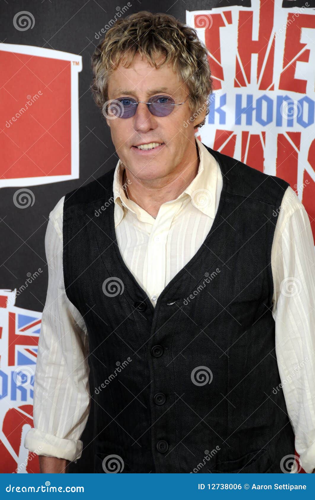 Roger Daltry Appearing Live. Editorial Photo - Image of daltrey ...