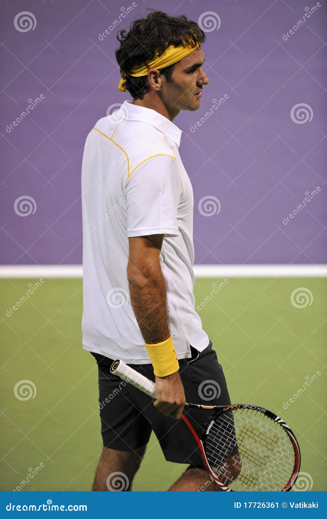 Roger Federer in action editorial photo. Image of player - 17726361