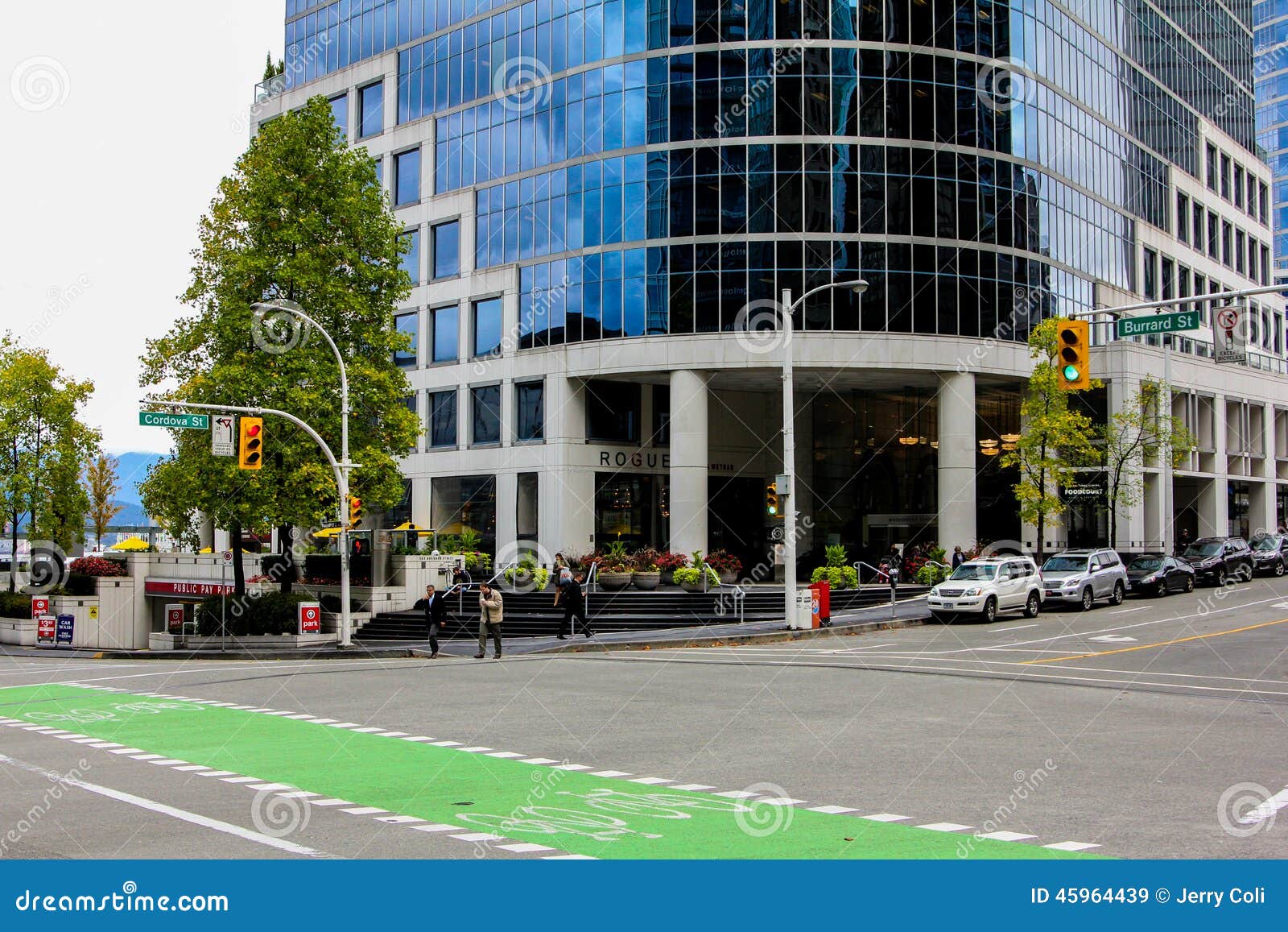 Rogue Kitchen and Wetbar, Vancouver, BC. Editorial Stock Image - Image ...